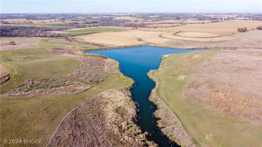 18400 Fulton Street - Acreage In Iowa, Warren County For Sale