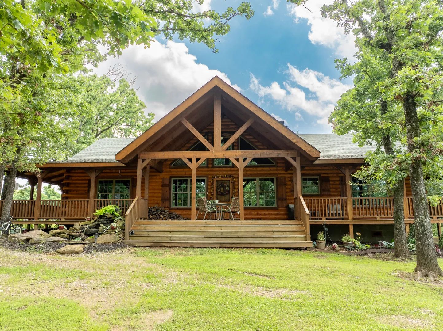 Custom Log Home on 40 Acres - Acreage In Oklahoma, Mayes County For Sale
