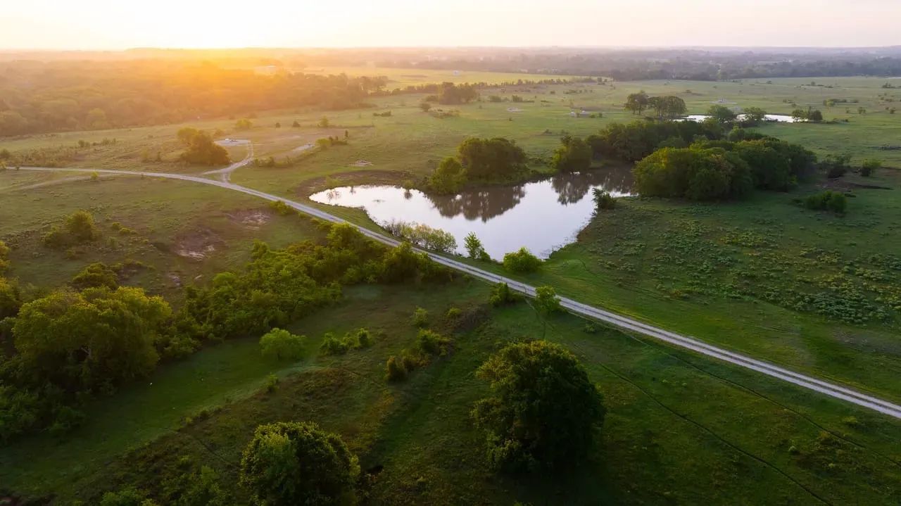 465 Acres Donie, Texas Premier Recreational & Cattle Ranch with Custom ...