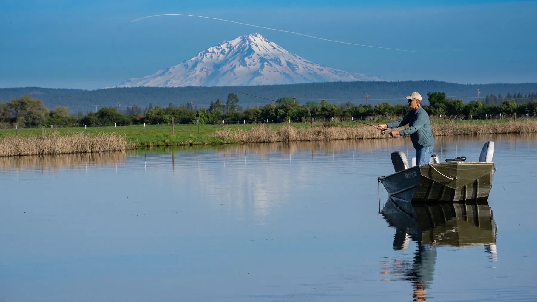 Island Ranch Pasture on the Fall River - Ranch In California, Shasta ...